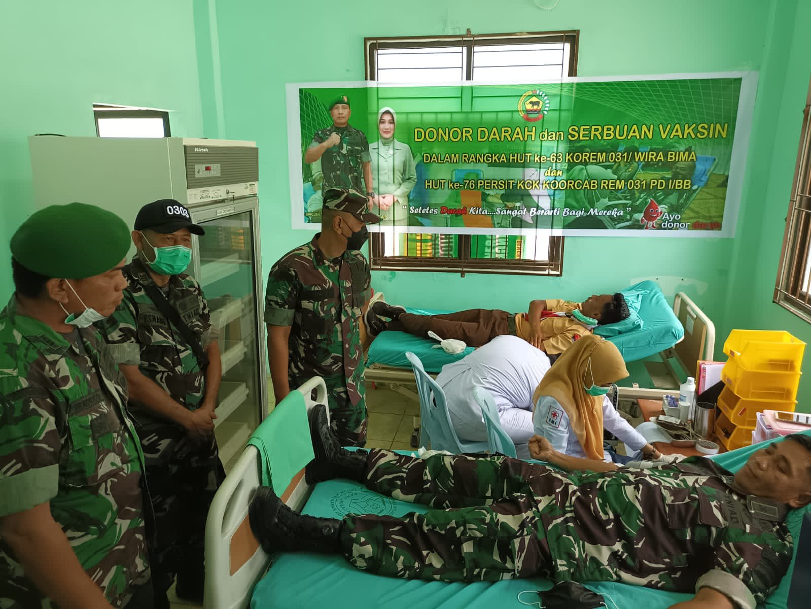 Wujud Kepedulian TNI, Moment Peringatan HUT Korem dan Persit, Kodim 0303/ Bengkalis Gelar Donor ...